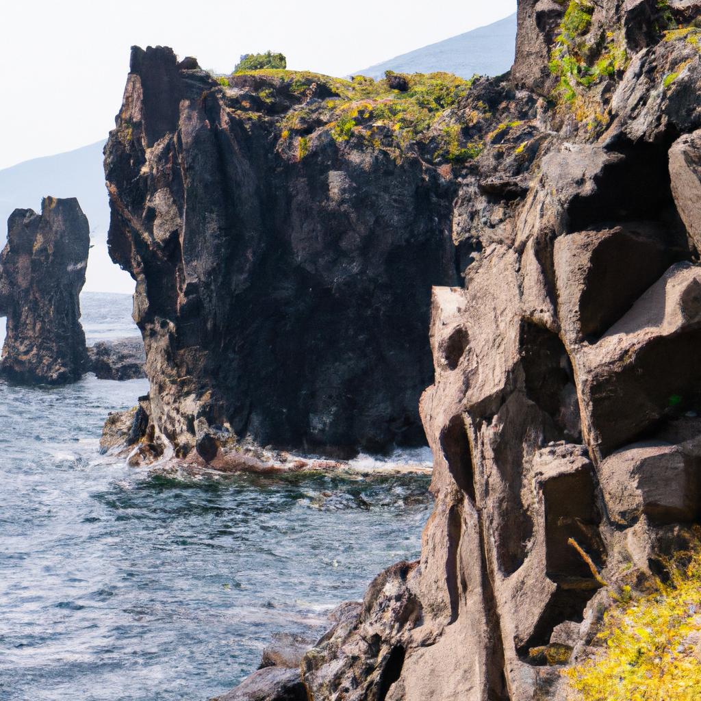 Which Hawaiian Island Are You Not Allowed to Visit?" - Exploring the ...