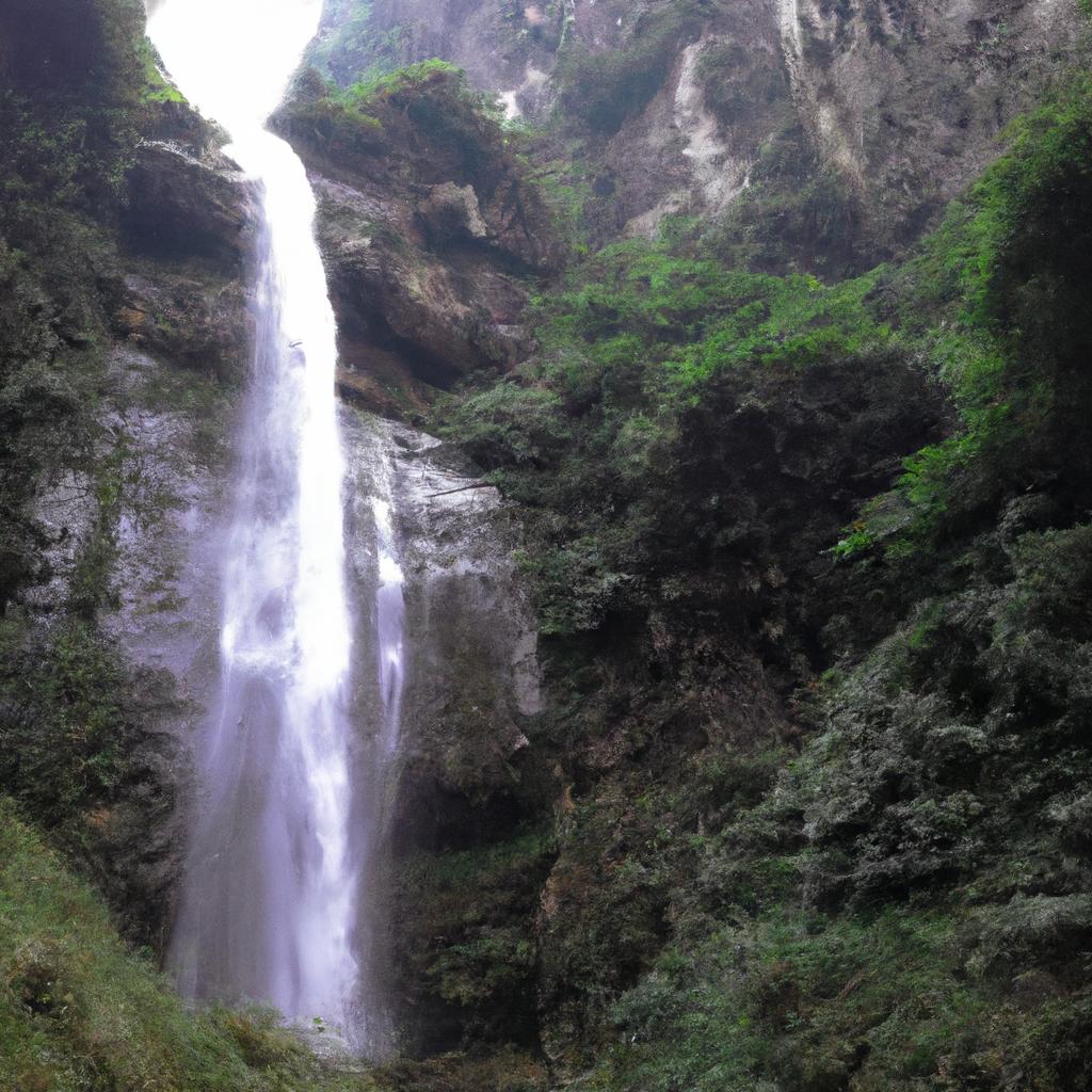 Hunan Mountain: Exploring China's Majestic Landmark - TooLacks