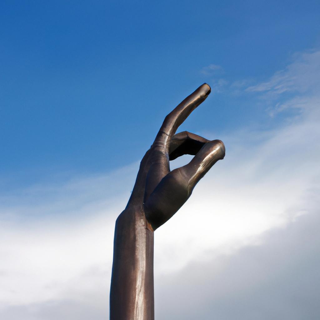 Large Hand Statue: An Artistic Marvel - TooLacks